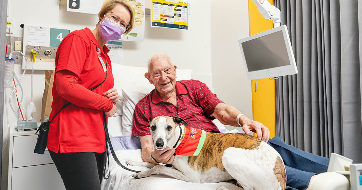Doggy visitors bring joy, thanks to you | Flinders Foundation